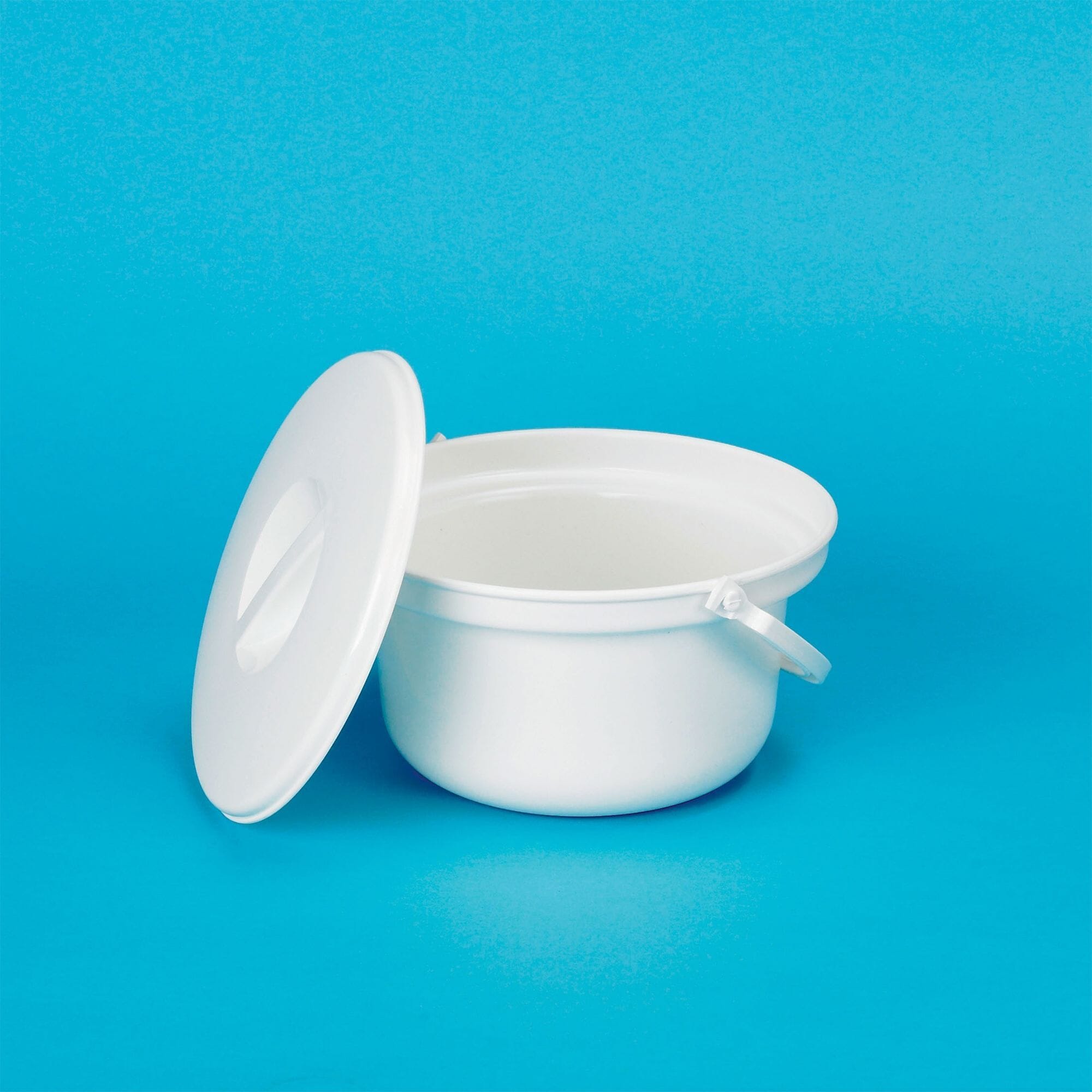 Commode Pan Round With Lid from Essential Aids