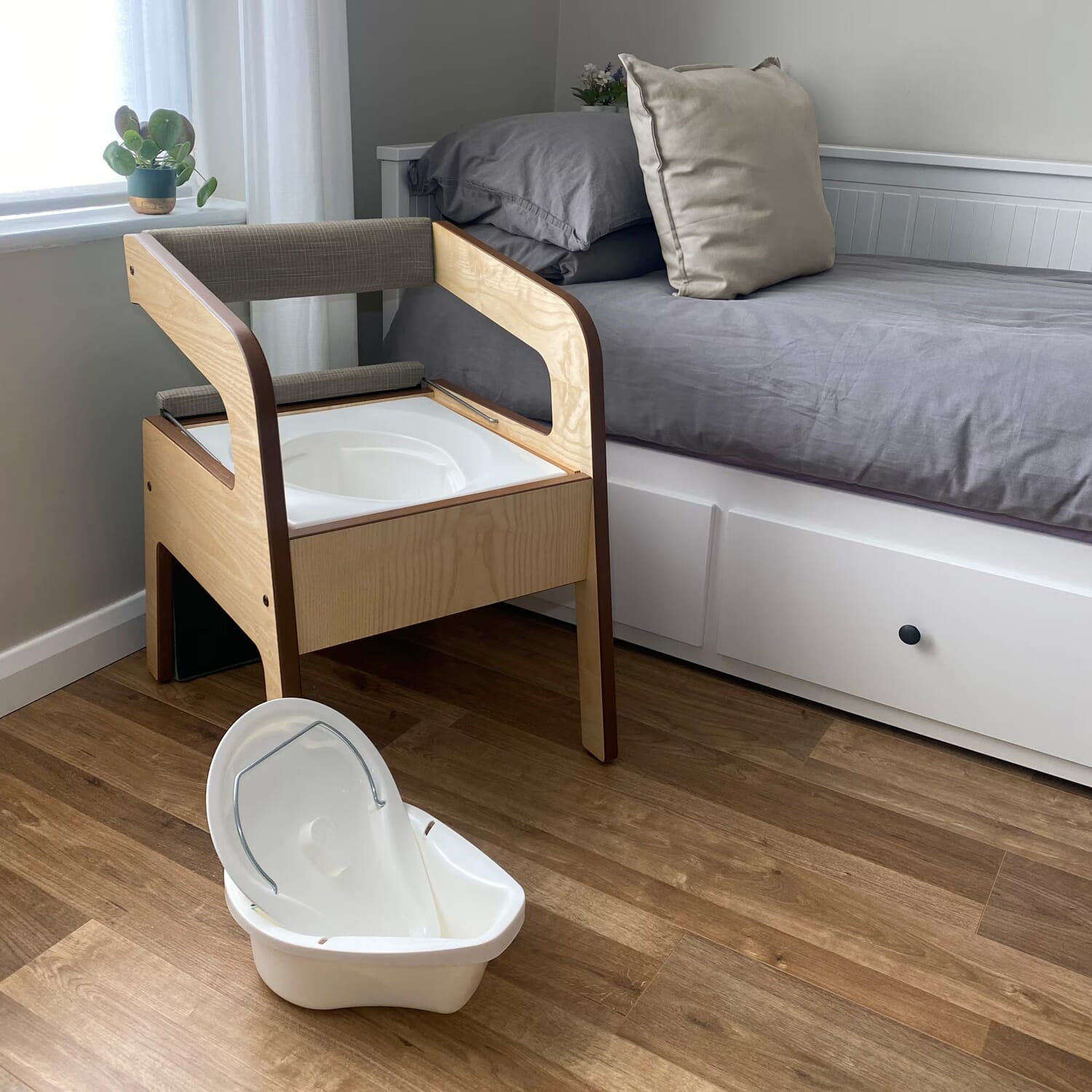 Bedroom Commode Chairs, Bedroom - Essential Aids